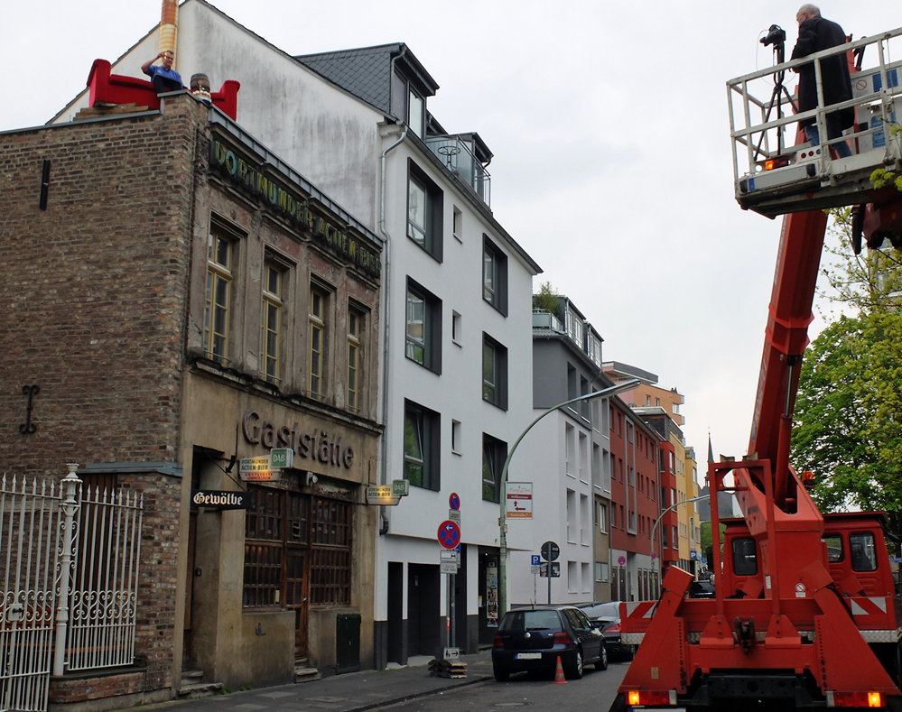 Die rote Couch tourt durch NRW