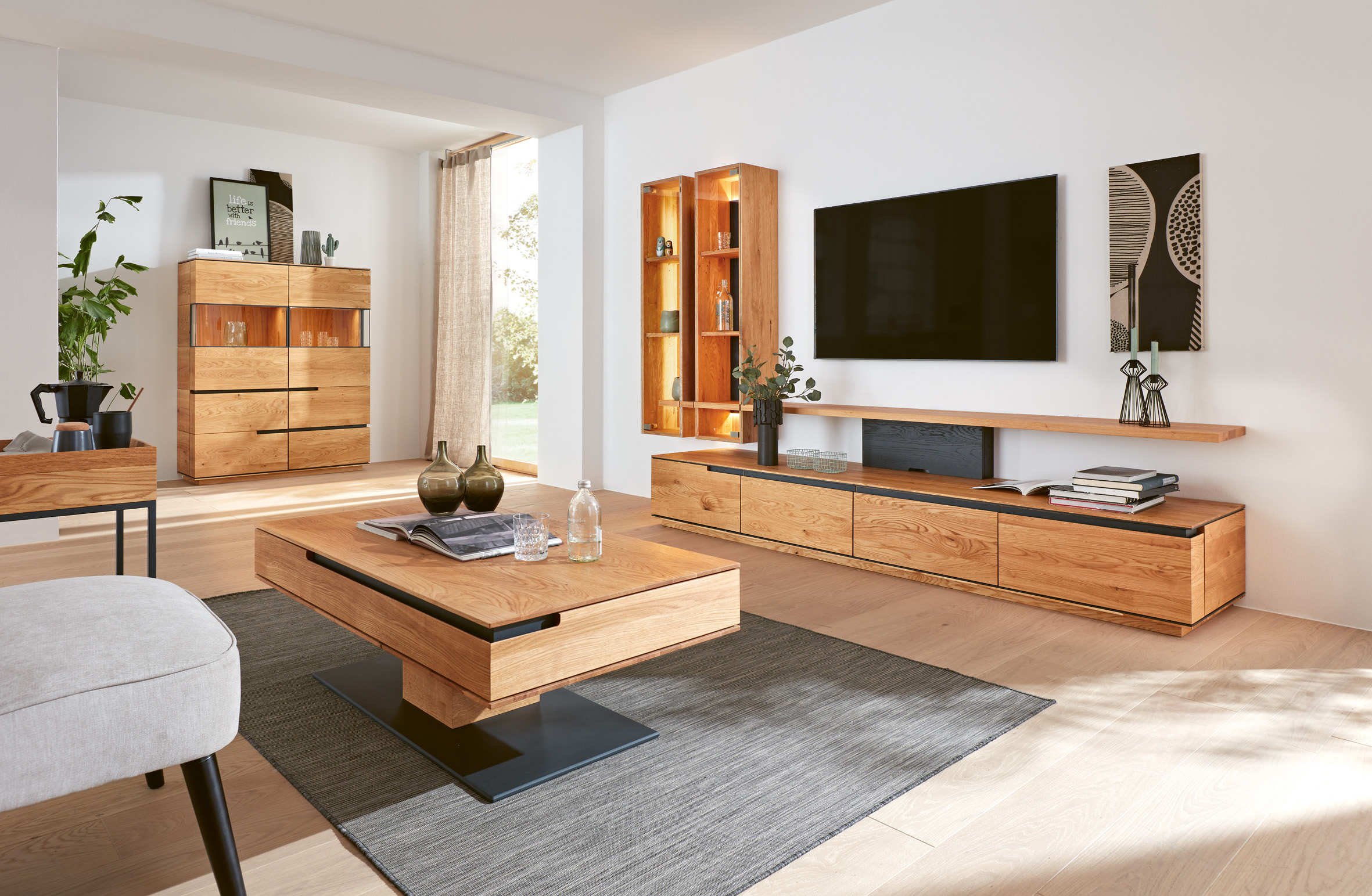 Massivholzmöbel weisen viele nachhaltige Merkmale auf